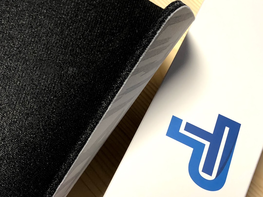 【レビュー】PureTrak Talent Black！滑りの良いUSAマウスパッド！ | 無糖のデスク