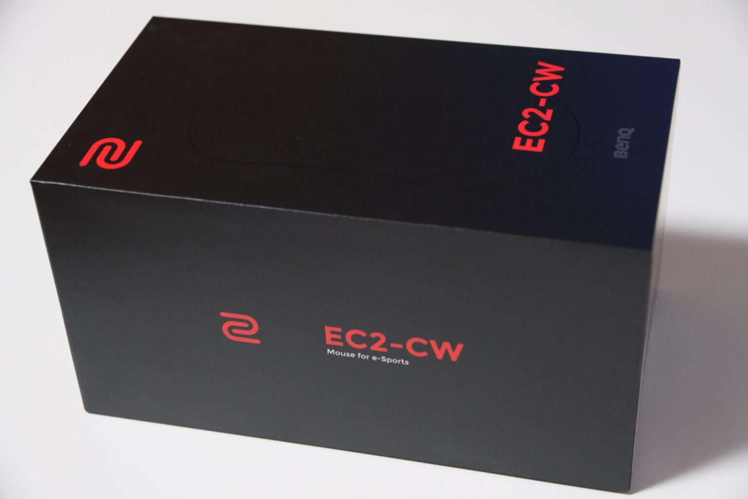 BenQ ZOWIE EC2-CW レビュー！めっちゃ持ちやすい万能ワイヤレスゲーミングマウス！【PR】 | 無糖のデスク